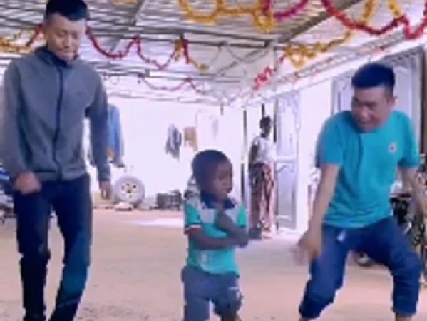 Quang Linh và Lôi Con rủ nhau dành điều đặc biệt tặng Thùy Tiên khiến ...