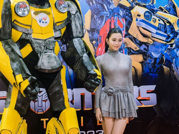 Tiểu Vy, Kim Tuyến khoe sắc trên thảm đỏ Transformers
