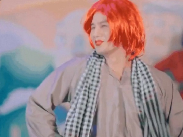 Màn giả gái lố nhất phim Việt giờ vàng, son môi đỏ chót cố chọc cười khán giả nhưng chẳng thành