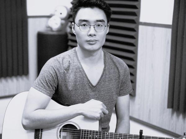 Nghệ sĩ guitar Minh Mon qua đời ở tuổi 34