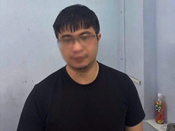 Bị mất 8 tỷ đồng vì đường dây lừa đảo của Mr Pips, một sinh viên cầu ...