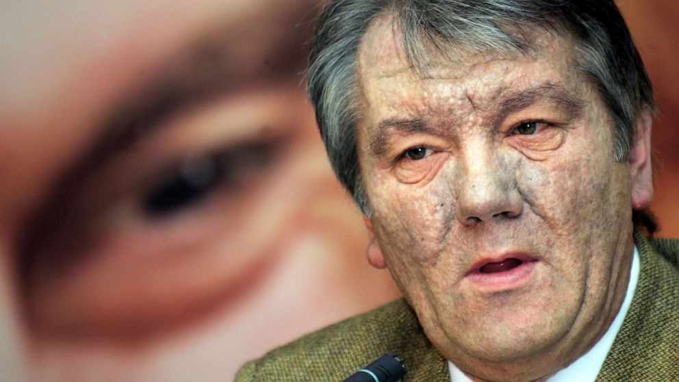 Cựu tổng thống Yushchenko bật mí 'gót chân Achilles' của quân đội Ukraine