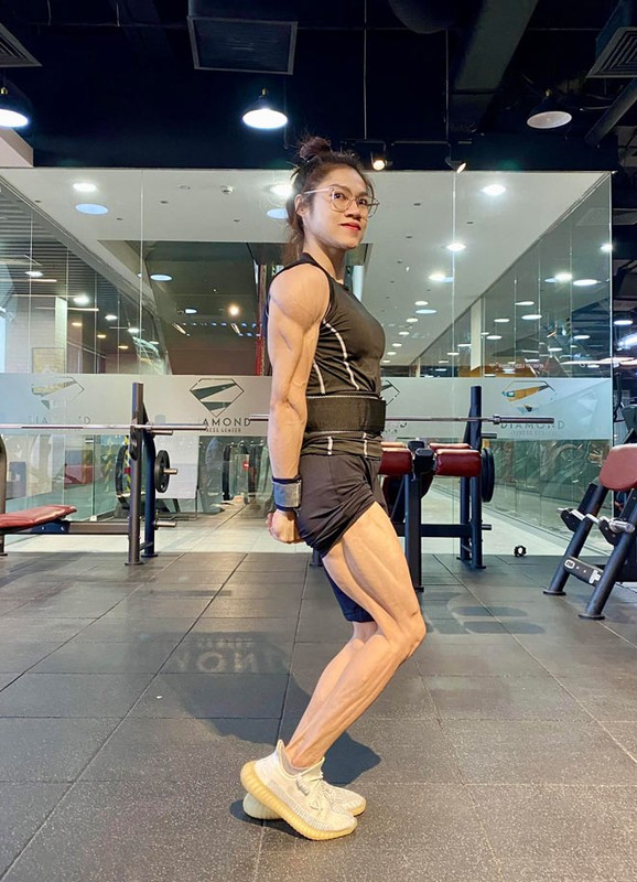 Gái Xinh Đồng Nai Khiến Cánh Mày Râu Hãi Hùng Với Body Lực Lưỡng