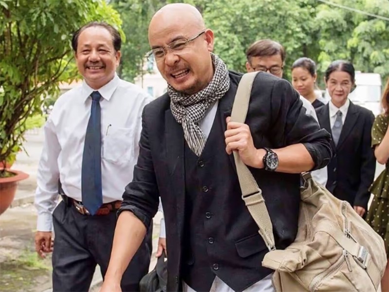 Chân dung đại gia Việt Đặng Lê Nguyên Vũ: Sống ẩn dật trong hang đá sau vụ ly hôn nghìn tỷ